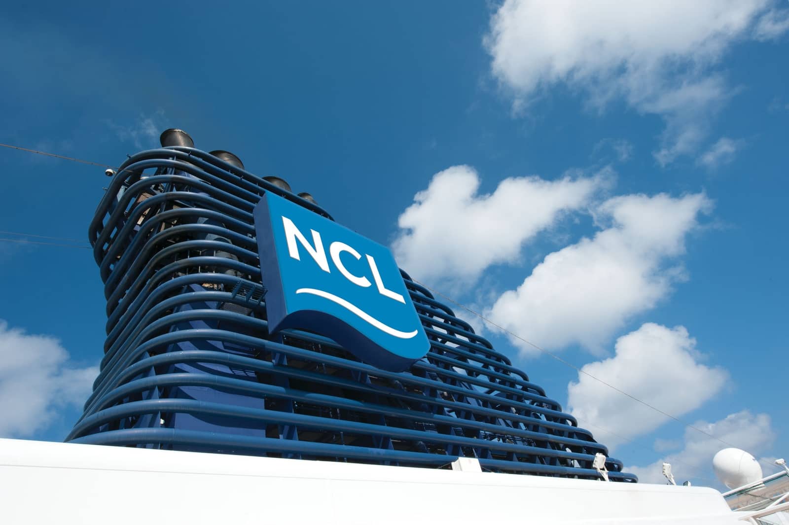 Cruise Ship Careers and Shipboard Employment | NCL - Norwegian Cruise Line