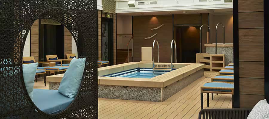 Norwegian Jade® Cruise Ship | NCL - Norwegian Cruise Line