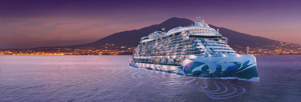 Cruise Ship Careers and Shipboard Employment | NCL - Norwegian Cruise Line