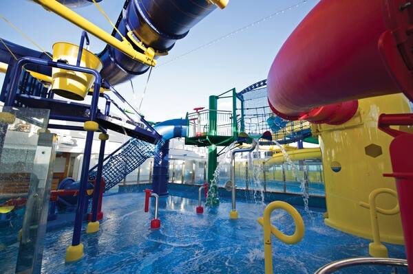 Norwegian Escape® Entertainment | NCL