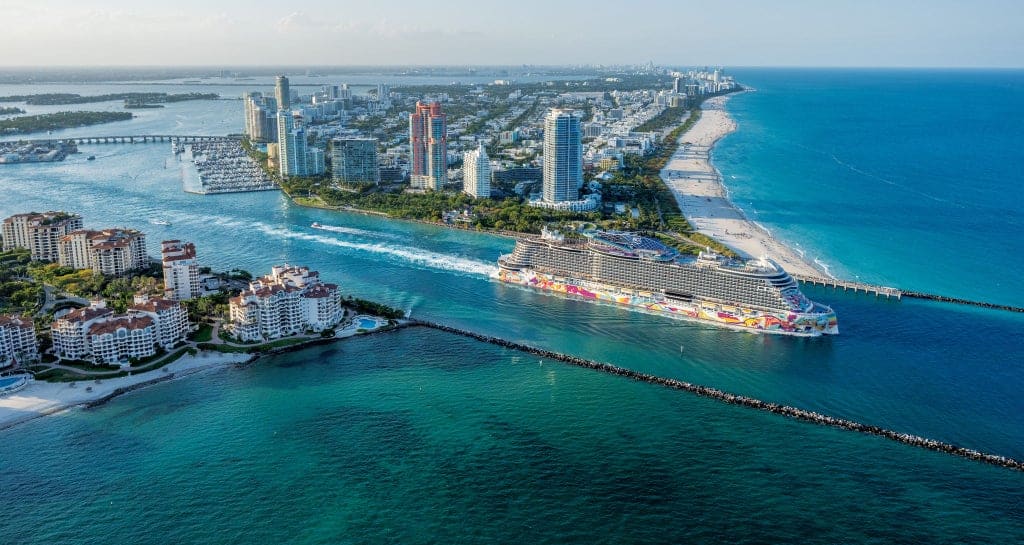 Norwegian Aqua™ Experiences & Entertainment | NCL - Norwegian Cruise Line