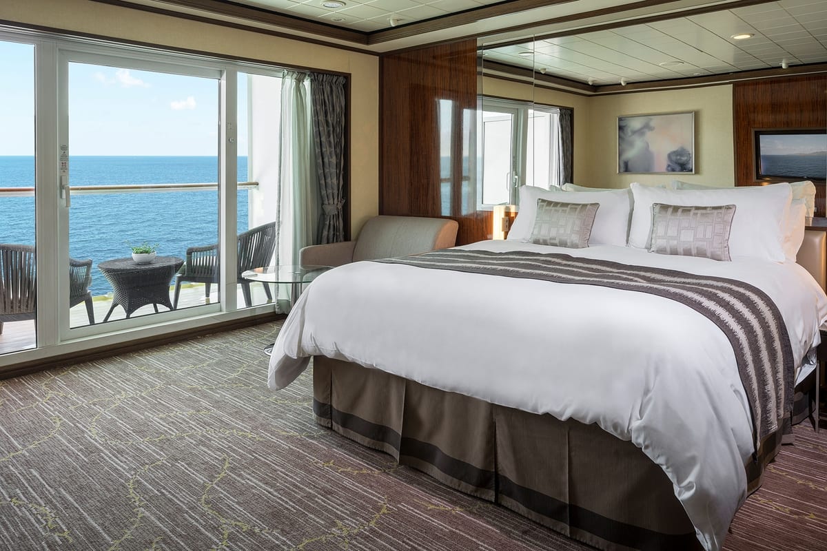 Norwegian Gem® Staterooms & Suites | NCL - Norwegian Cruise Line