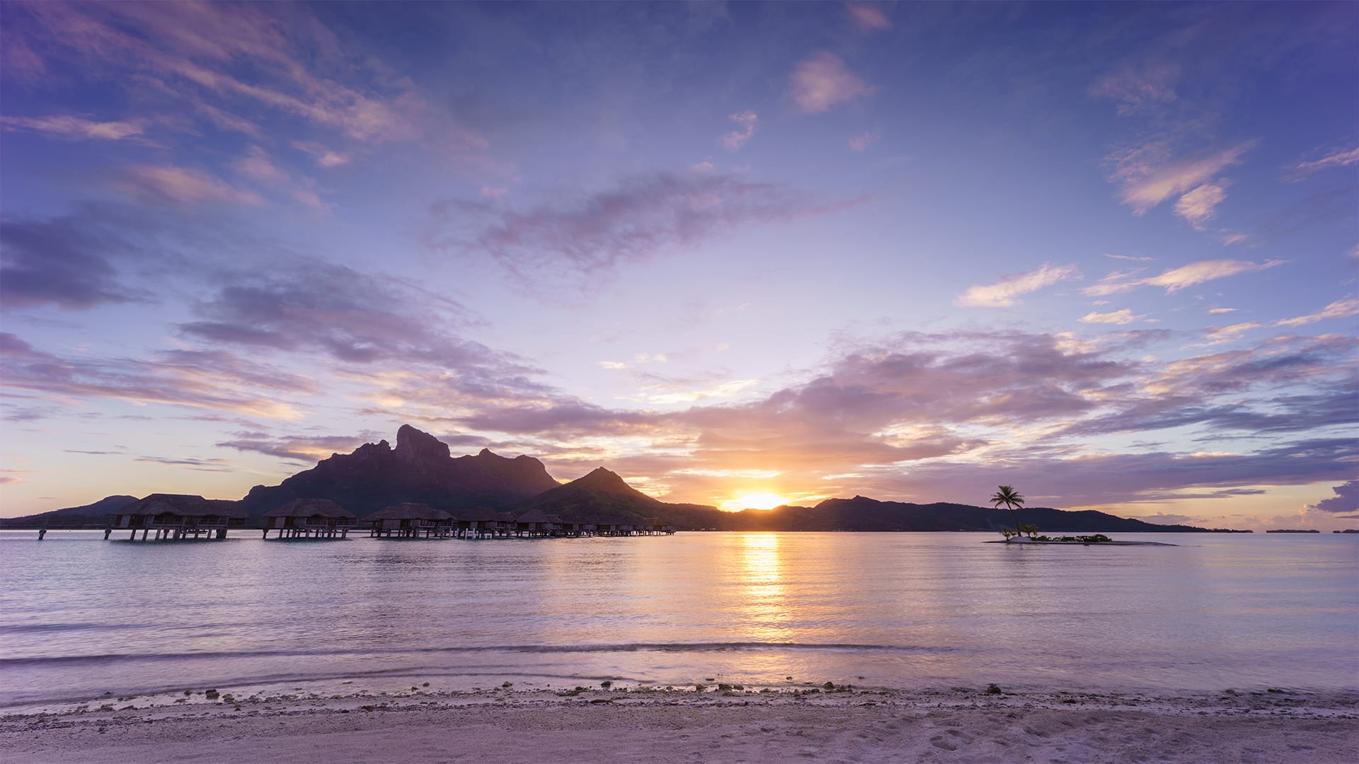 Bora Bora, French Polynesia Sundown Cruise Excursion | Norwegian Cruise ...