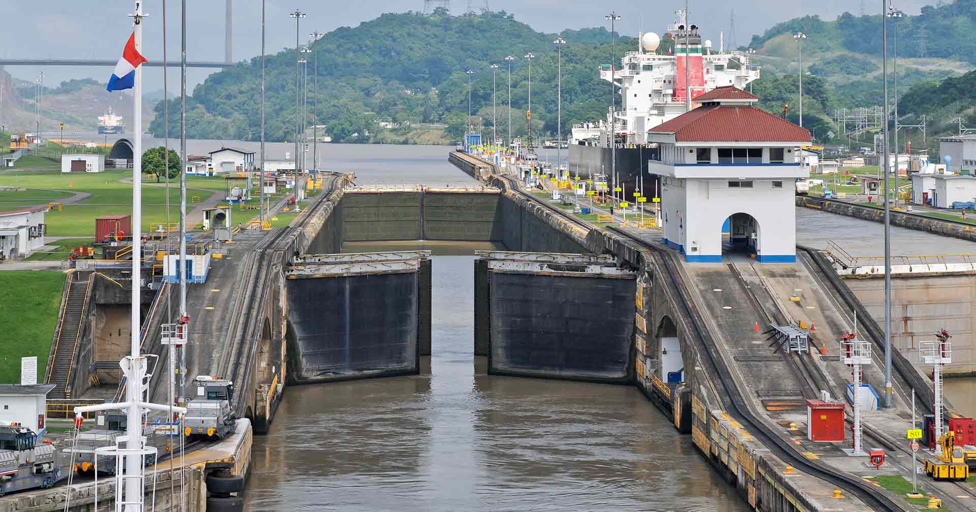 Colón, Panama Panama Canal by Ferry Excursion | Norwegian Cruise Line