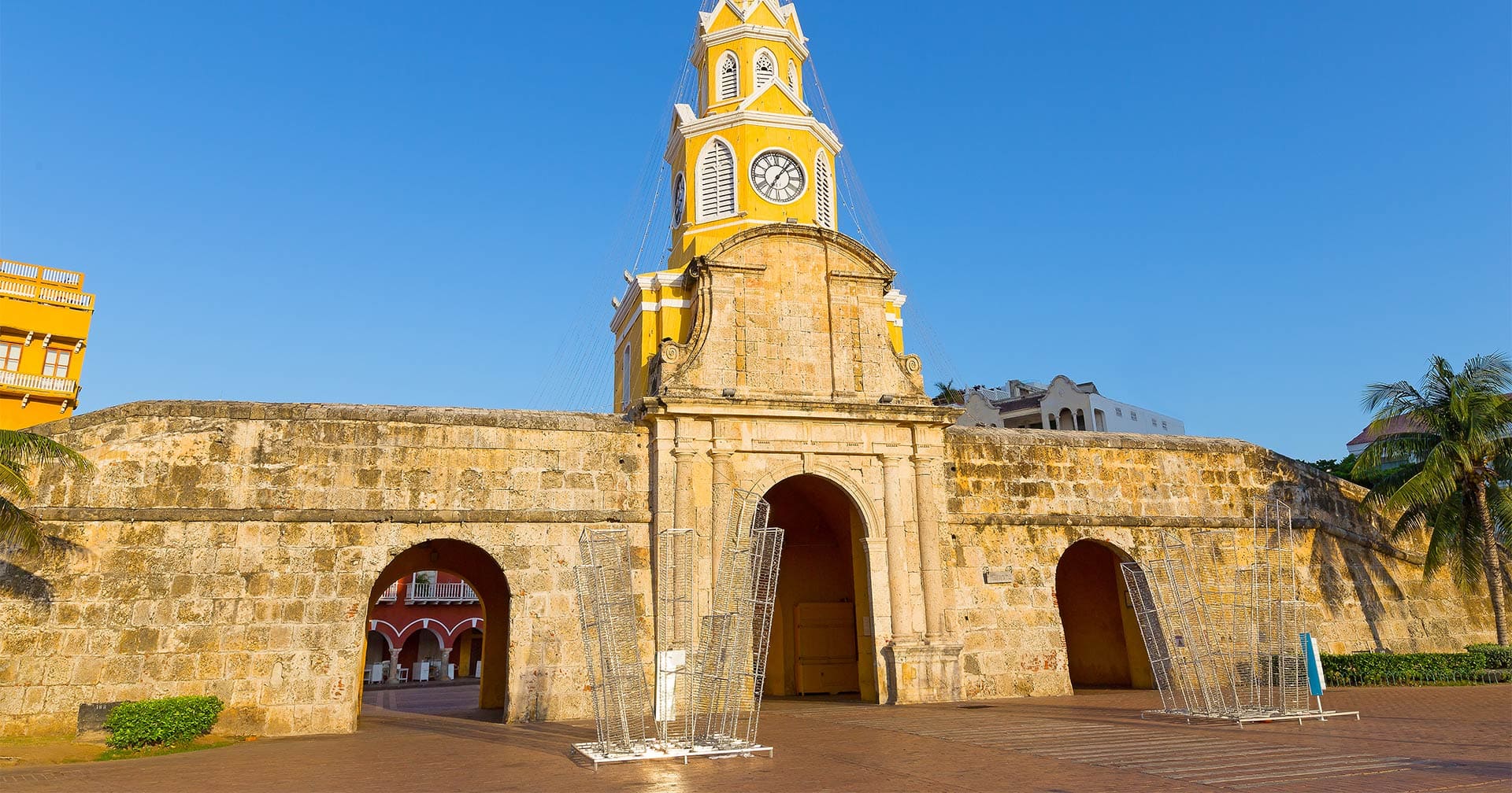 Cartagena, Colombia Amazing Cartagena Bay & Walled City Excursion ...