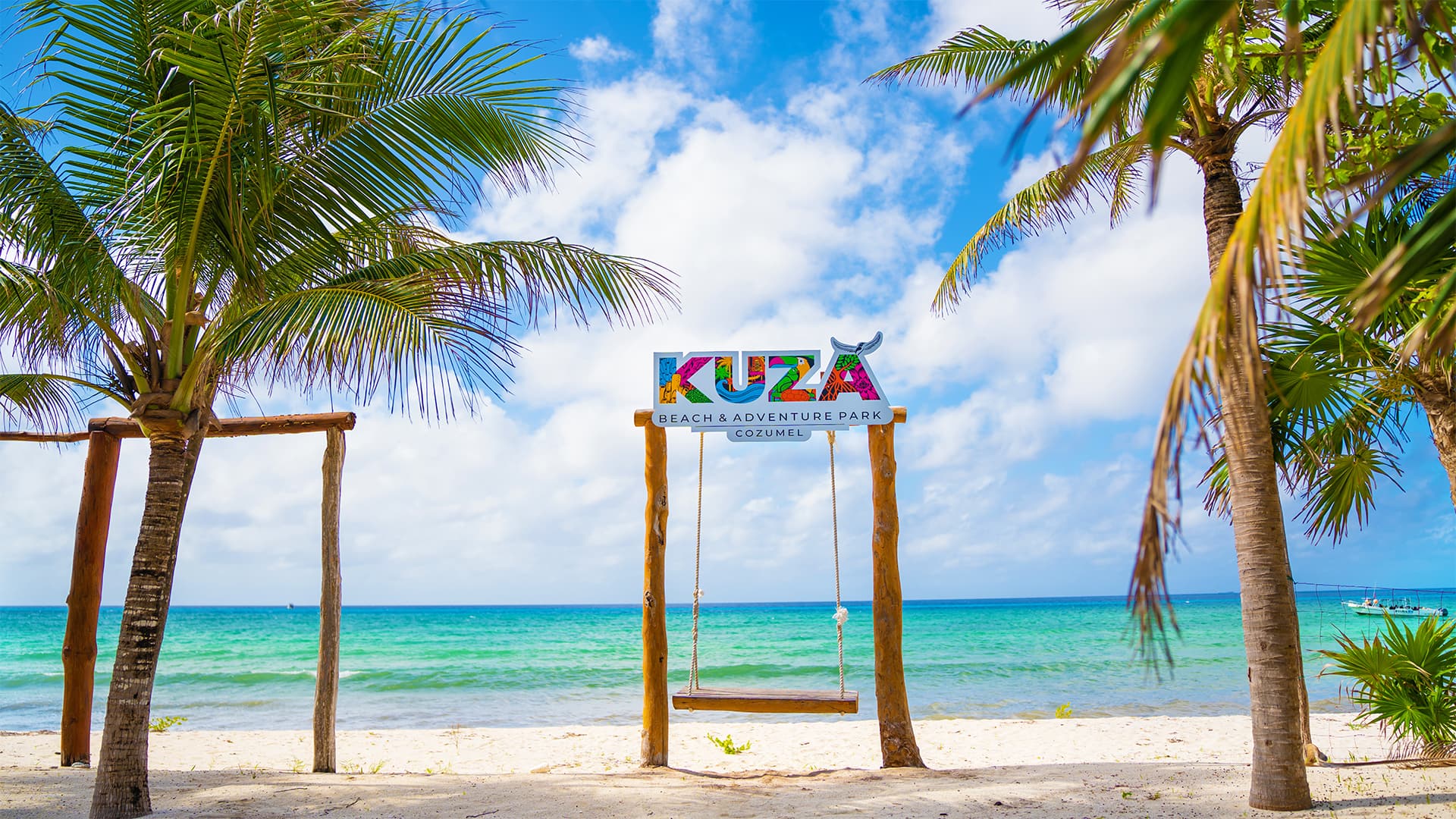 Cozumel, Mexico Kuzá Beach Park Day Pass Excursion | ノルウェージャンクルーズライン