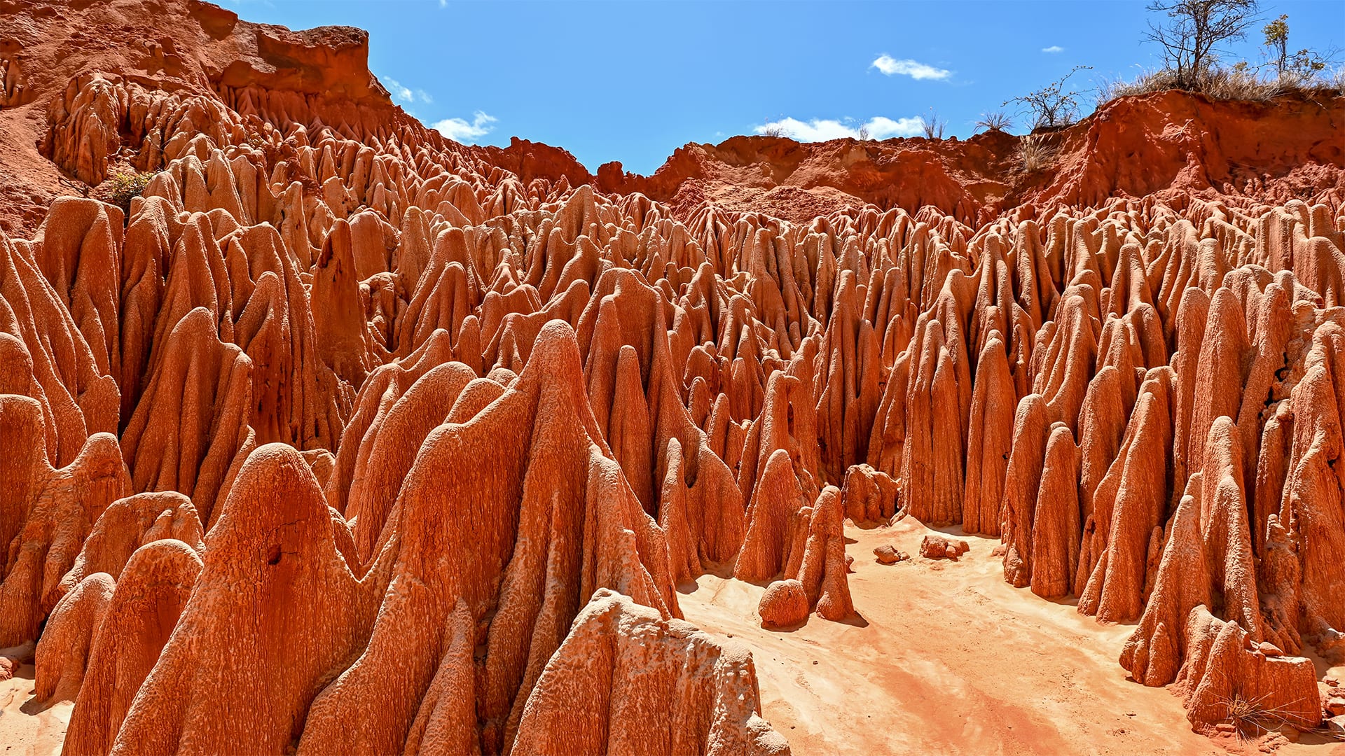Antsiranana, Madagascar Tsingy Rouge Stone Formation By 4X4 Excursion ...