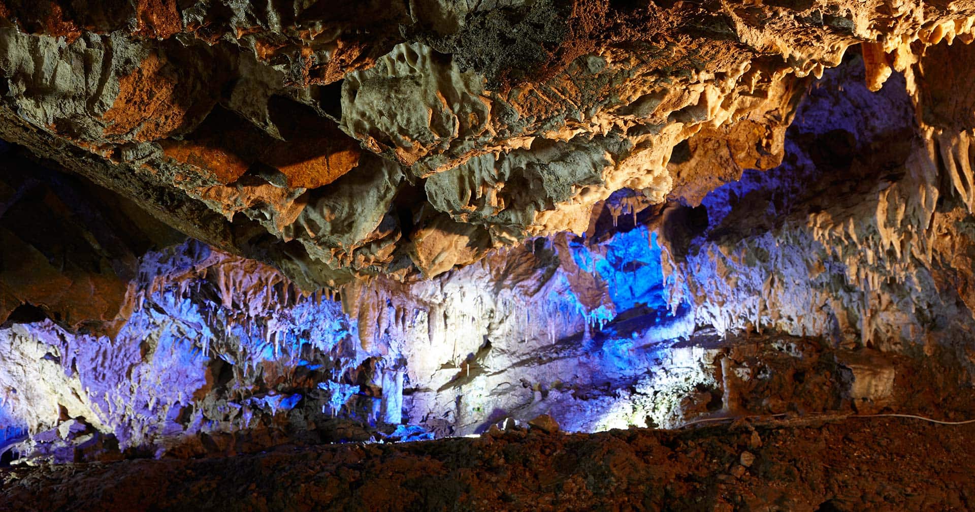 Kochi, Japan Ryugado Caves Excursion | נורוויג'ן קרוז ליין