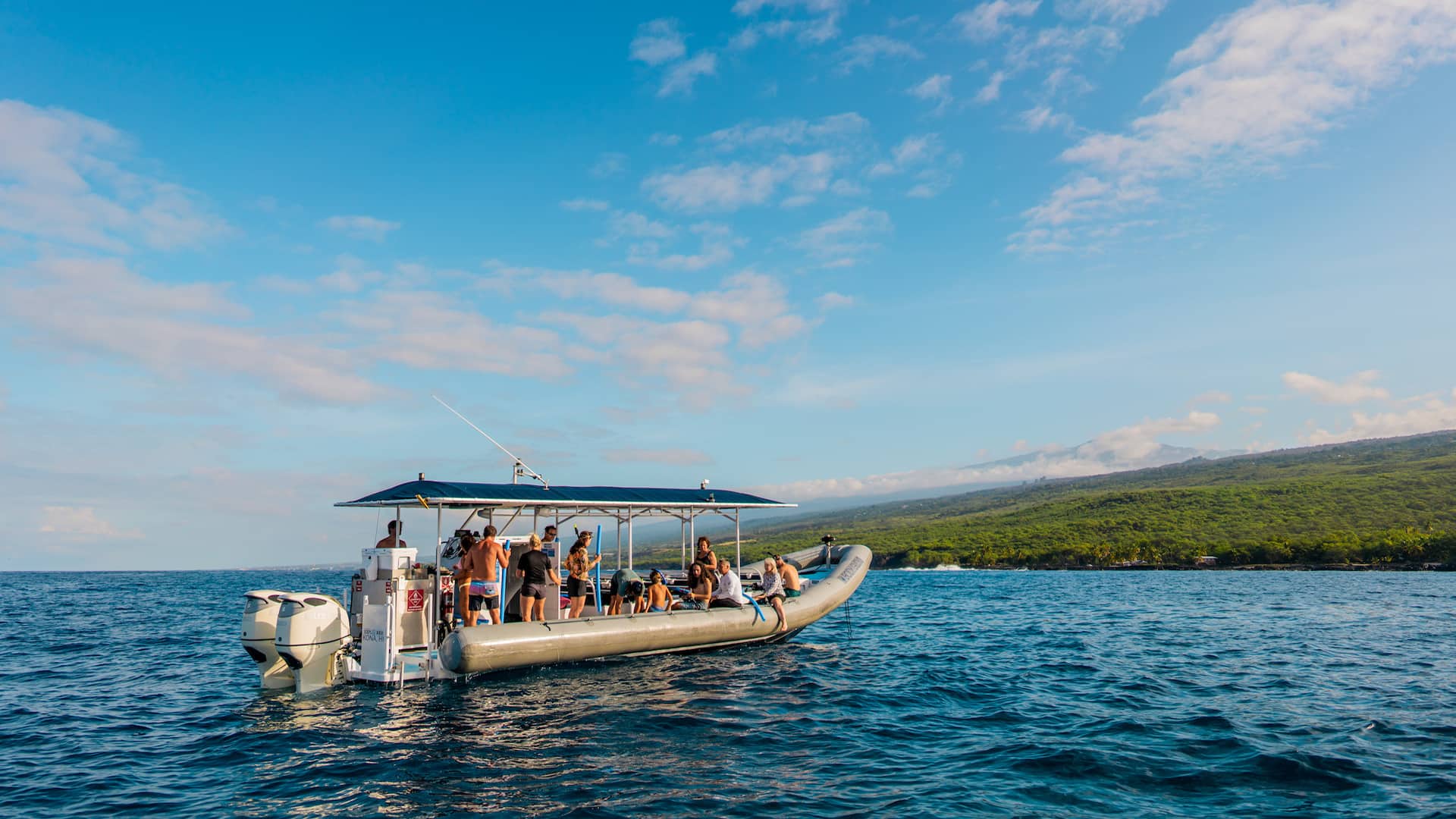 Kona, Hawaii Super Raft Snorkel Excursion | Norwegian Cruise Line