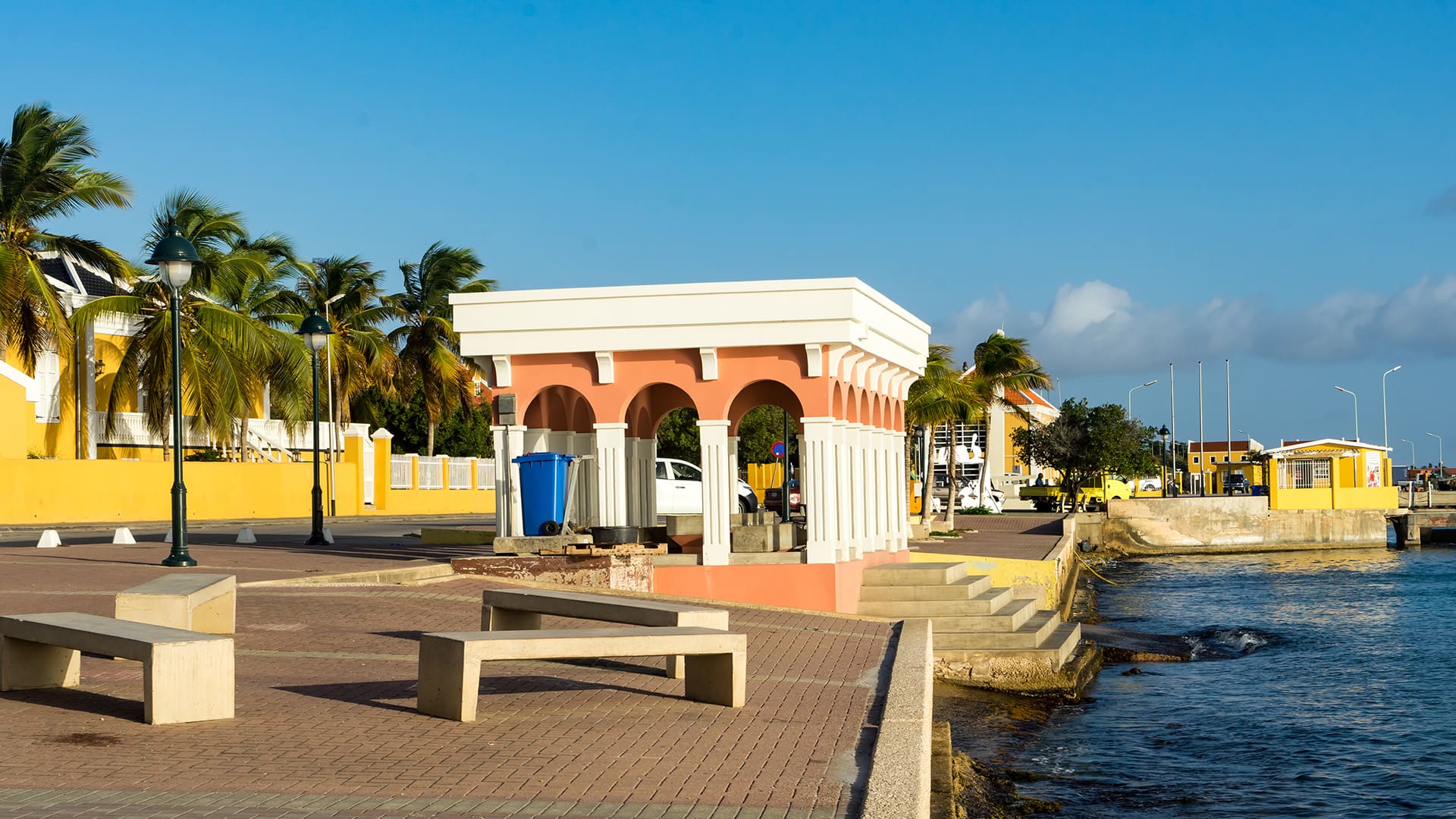 Kralendijk, Bonaire Go Local - Meet the Locals - Historical Cultural ...