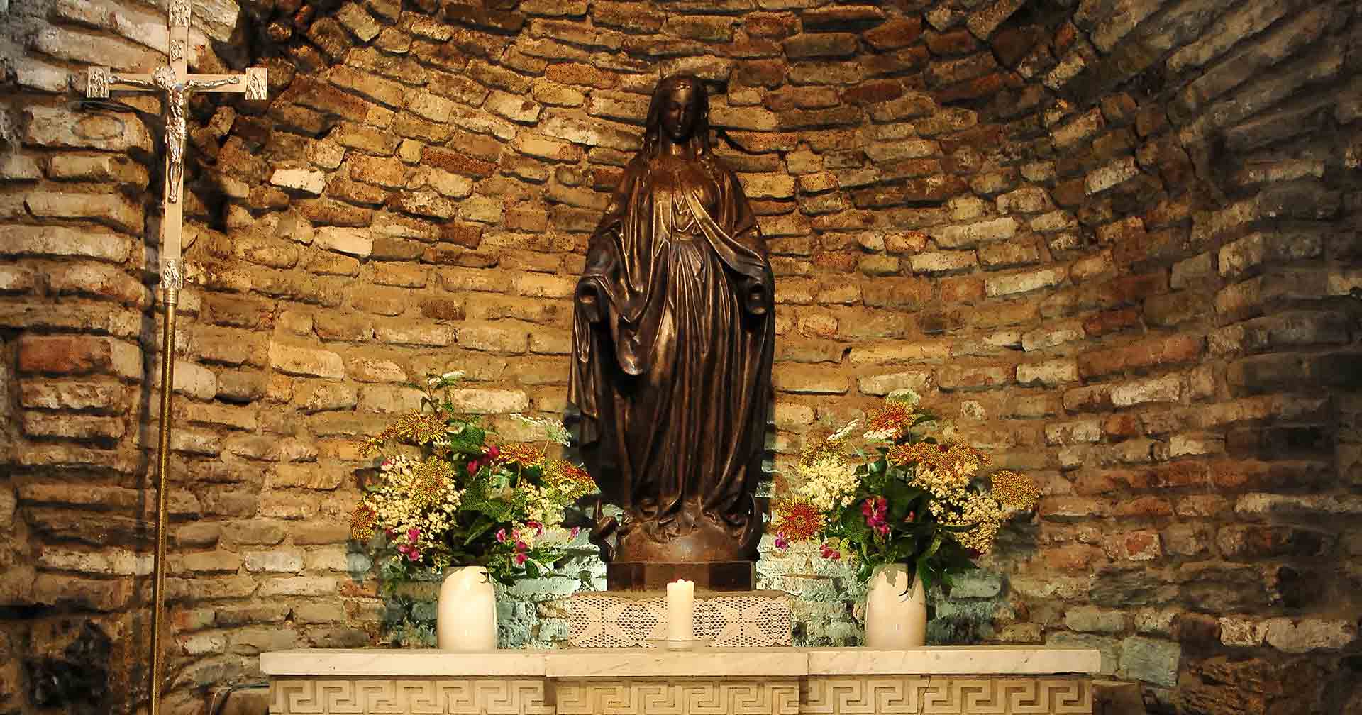 Kusadasi, Turkey Ephesus and House of Virgin Mary Excursion | Norwegian ...