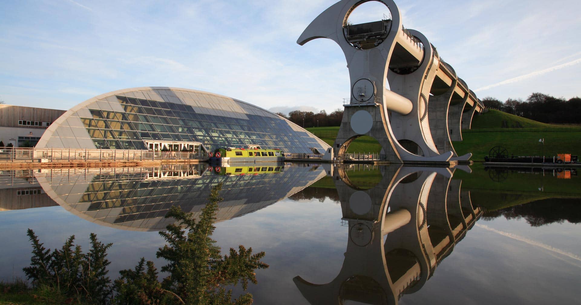 Edinburgh (Newhaven), Scotland Falkirk Wheel, Canal Cruise & Stirling ...