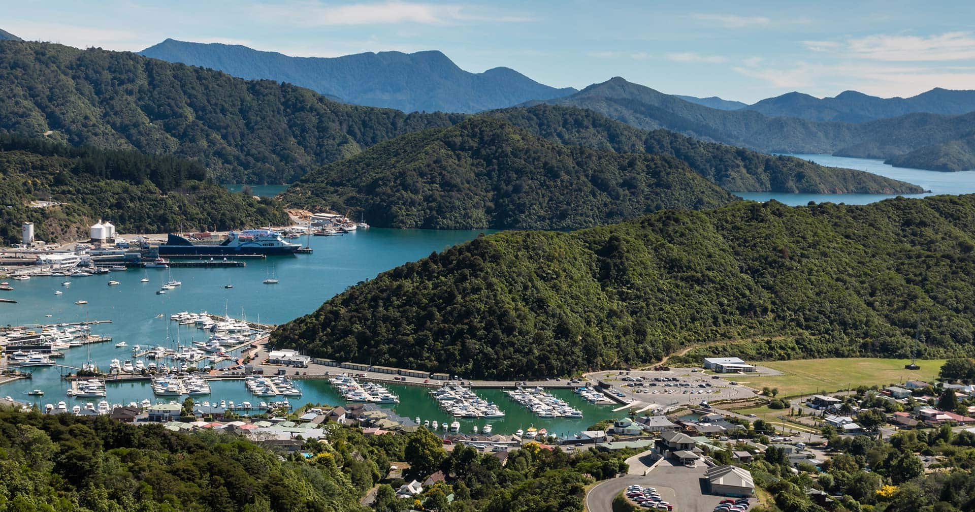 Marlborough (Picton), New Zealand Picton Waterfront Walk Excursion ...