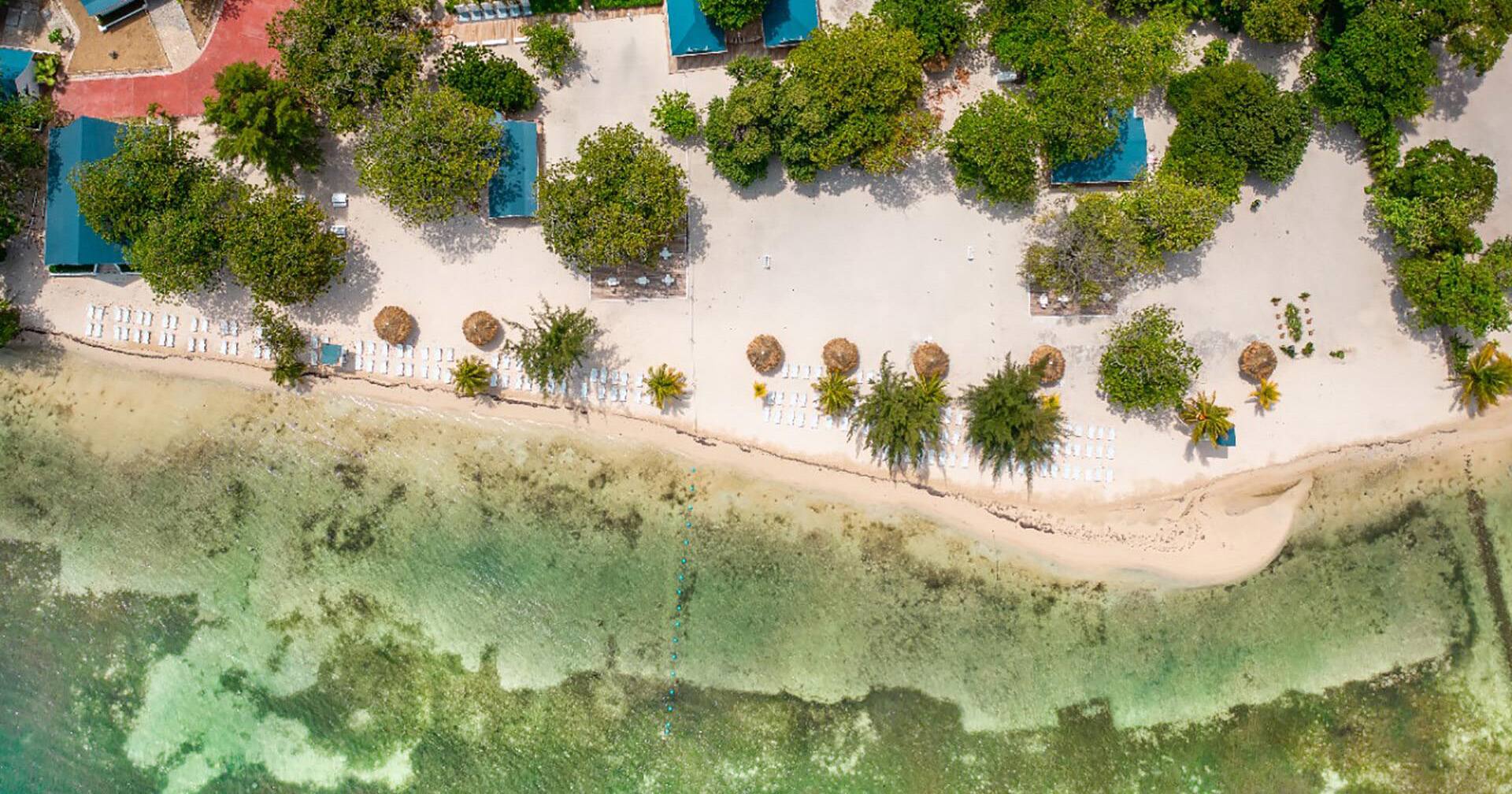 Roatán, Bay Islands, Honduras Sol & Mar All-Inclusive Private Beach ...