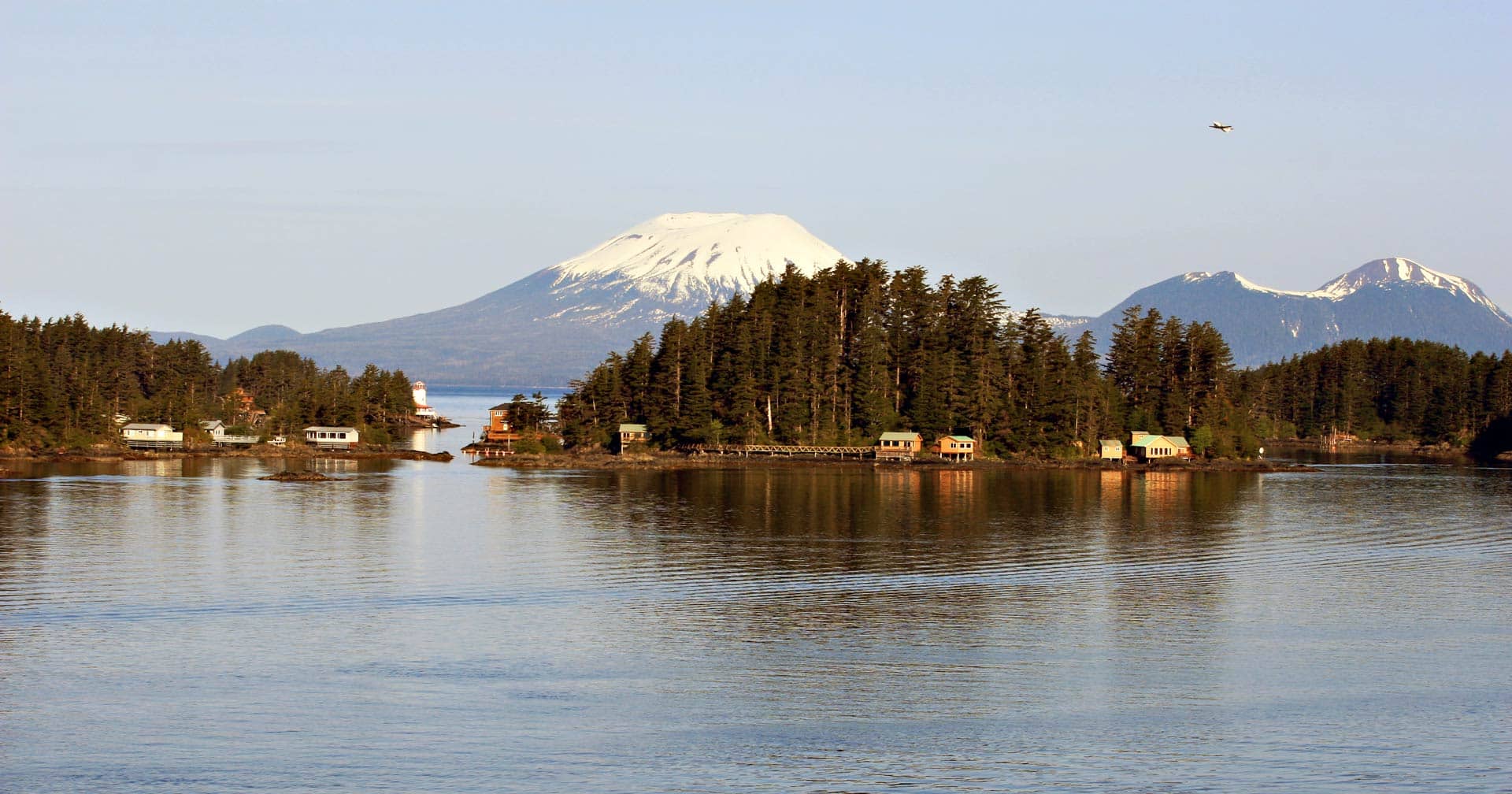 Sitka, Alaska Fin Island Lodge & Expedition Vessel Adventure Excursion ...
