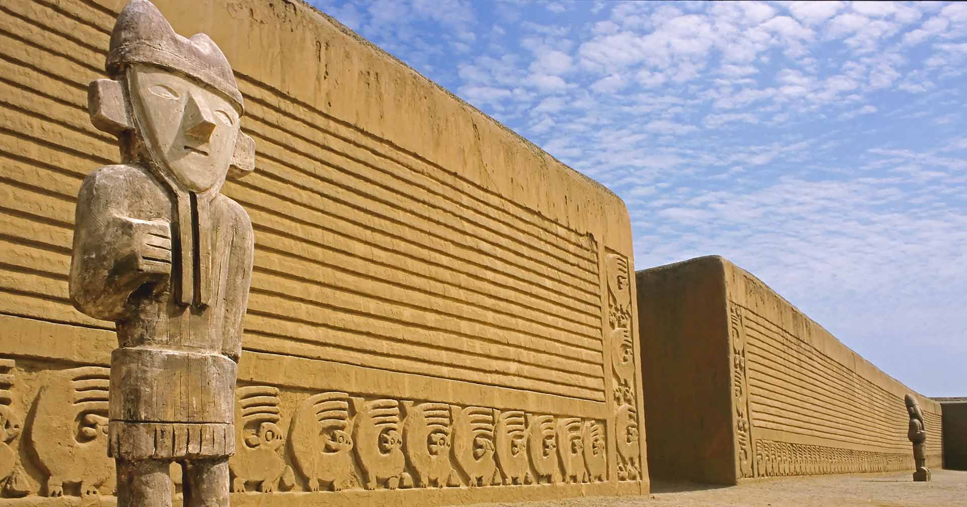 Trujillo (Salaverry), Peru Huaca Dragon & Chan Chan – UNESCO Heritage ...