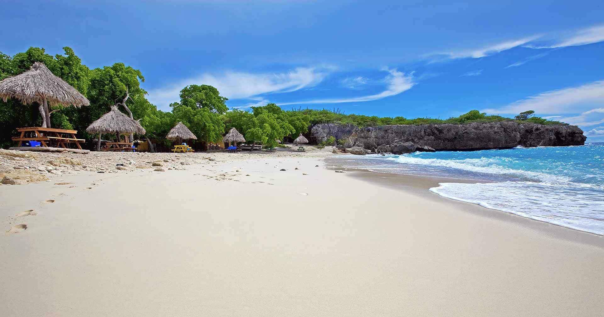 Willemstad, Curaçao Fun Beach Express Excursion | Norwegian Cruise Line