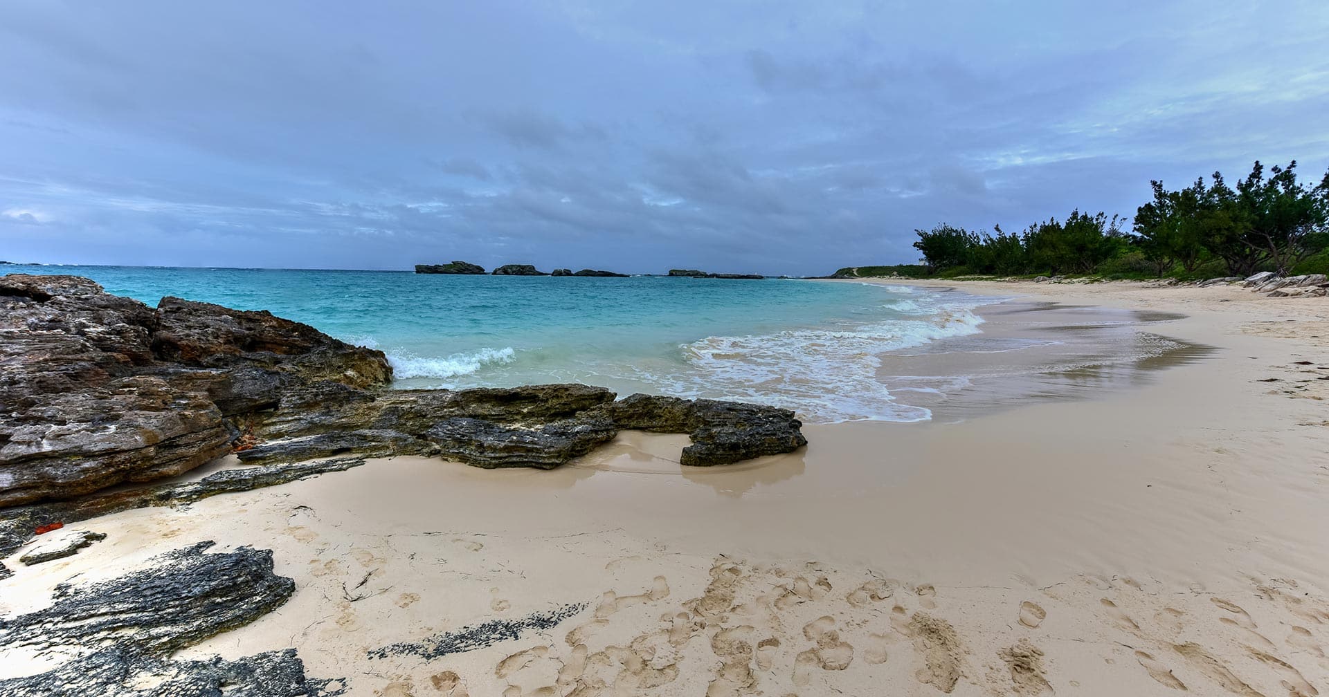 Royal Naval Dockyard, Bermuda Clearwater Beach Triangle Excursion ...